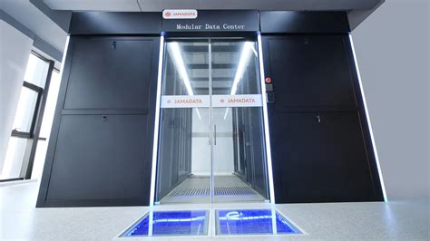 Cold Aisle Containment System Modular Data Center Network Cabinet China Cold Aisle Containment