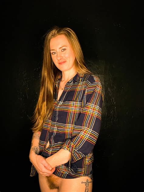 Bushy Bushy Even On My Tushy Rredheads