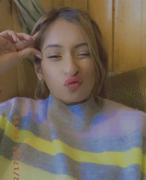 Pin On Unnati Malharkar Fashion Earrings Hoop Earrings