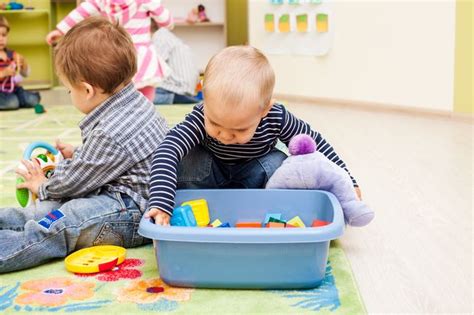 Как развивать ребенка в 1 год