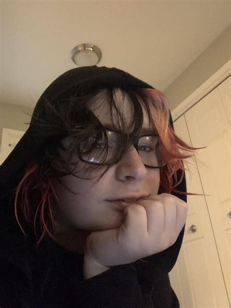 I Saw The Trend And Figured Id Take A Go What Gender Do I Look Like