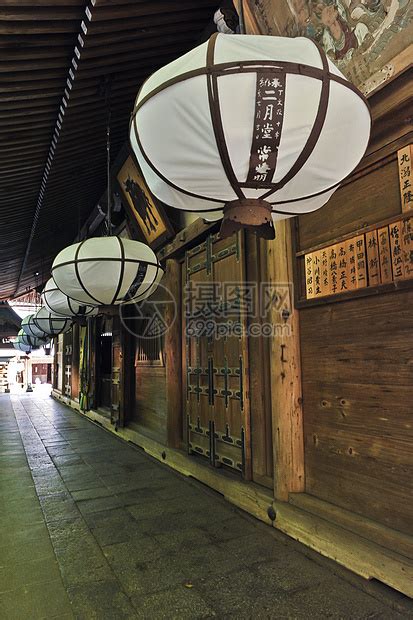 日本的绿灯侠神道文化灯笼木头崇拜建筑学宗教神社运气艺术高清图片下载 正版图片320774415 摄图网