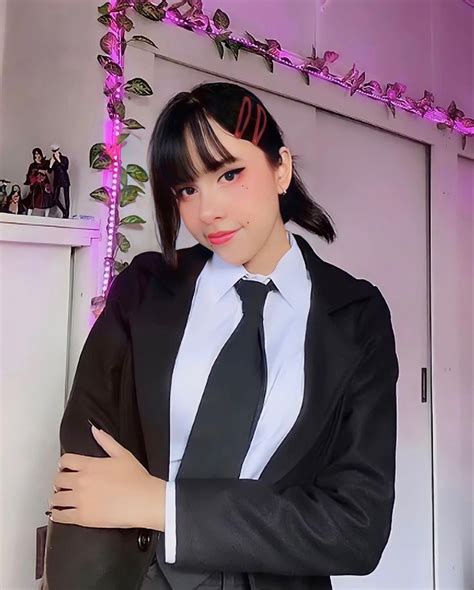 Kobeni Csm Cosplay Estilos De Ropa Estilos Foto