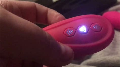 Vibrating And Flapping Strapless Dildo Vibrator Unboxing Youtube