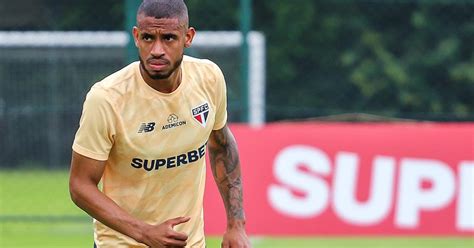 São Paulo Inscreve Atacante André Silva Para As Quartas De Final Do