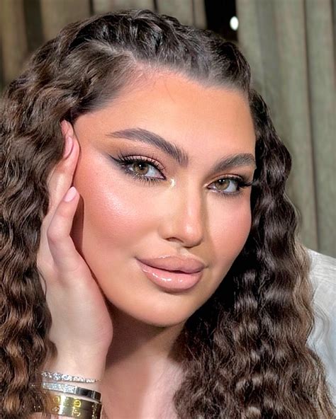 ‎shana Barrak شانا برّاك‎ Shanabarrak • Instagram Photos And Videos