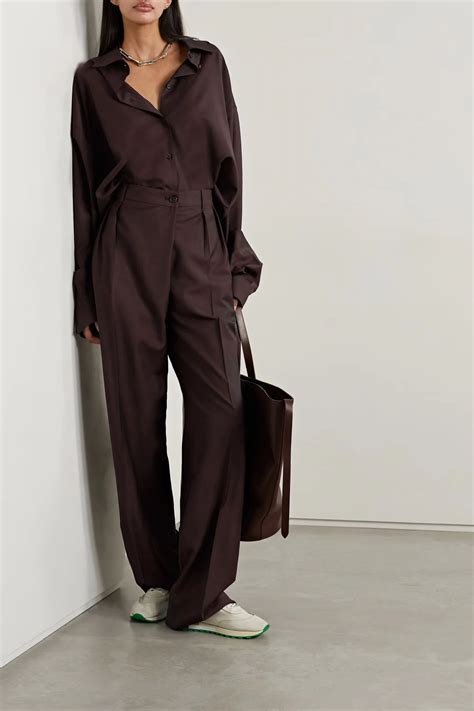 От роскошного коричневого до дерзкого розового 7 самых модных цветов осени 2022 In 2024 Mode