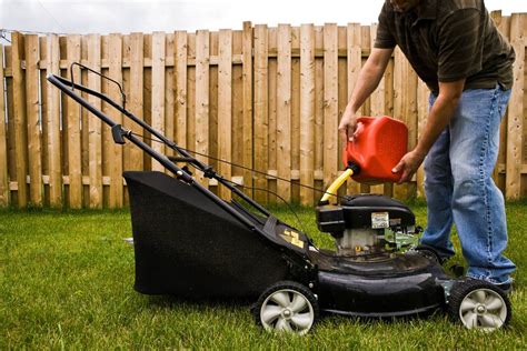 10 Reasons Your Lawn Mower Is Sputtering(+Quick Fix)