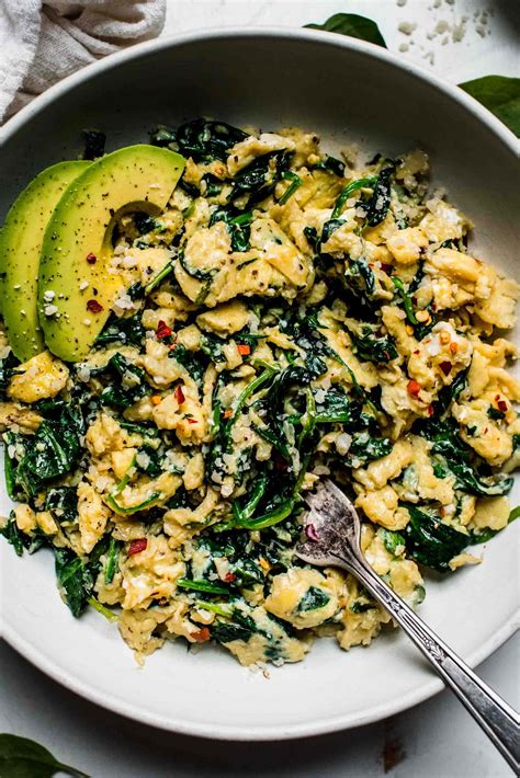 Spinach And Eggs Scramble