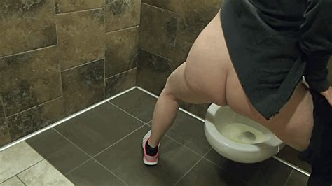 Jenna Jones Breaks Loose Sniffing My Panties Peeing Like A Stepbro