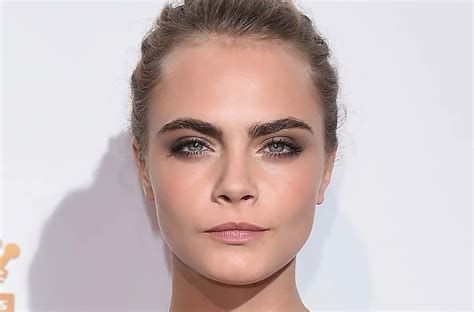 Cara Delevingne Height Weight Bra Size Measurements Bio Celebie
