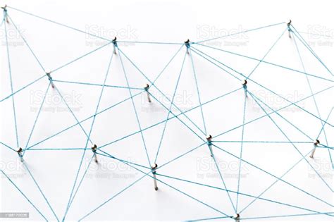 A Large Grid Of Pins Connected With String Communication Technology
