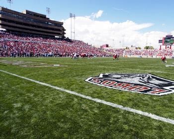 1000 Images About University Of New Mexico Lobos On Pinterest Logos