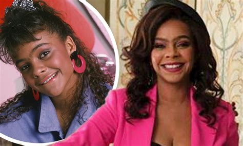 Lark Voorhiess Instagram Twitter And Facebook On Idcrawl