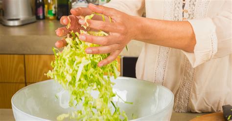 ‘이 채소는 잘게 채 썰어 드세요 숭덩숭덩 썰 때보다 항산화 능력 쑥”