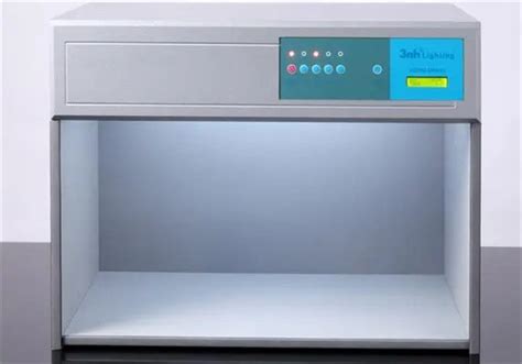 标准光源质量的判断方法 深圳市天友利标准光源有限公司