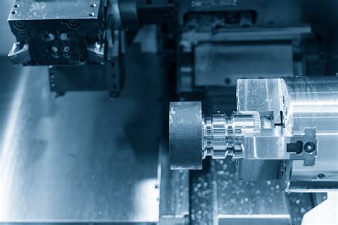 Cnc 선반 기계 금속 나사의 부분을 절단 Cnc 장치에 대한 스톡 사진 및 기타 이미지 Cnc 장치 강철 개념 Istock