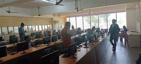 Computer Science Lab Top Private University In Kolkata