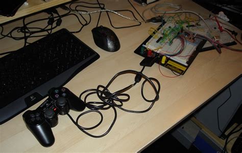 Playstation 2 Controller Connected Over A Rfm12 Wireless Module