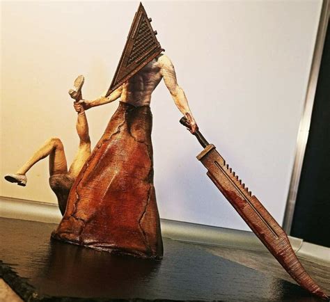 Pyramid Silent Hill Head