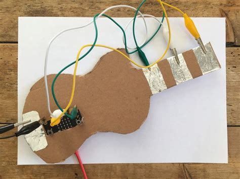 Scratch Guitar Microbit
