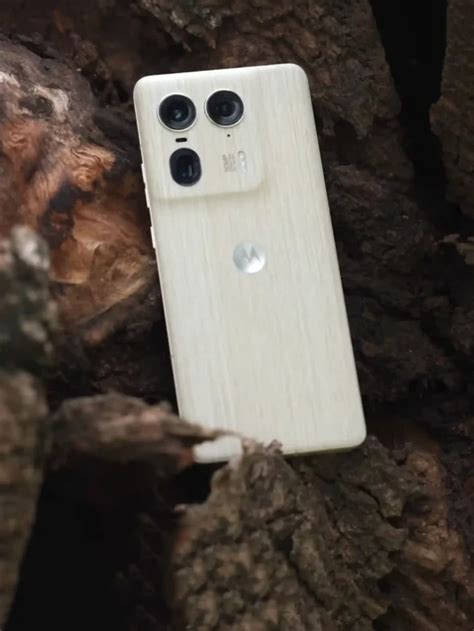 Moto Edge Ultra Unstoppable Flagship With Perfect Features Mobile Clusters