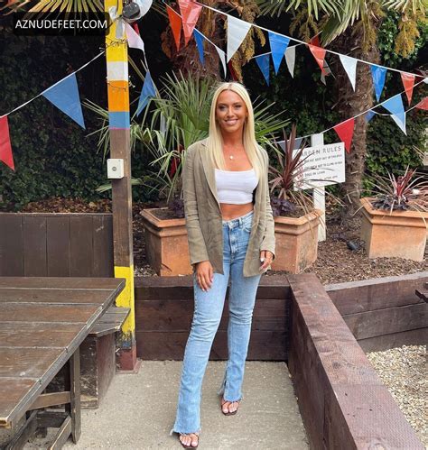 Abbi Summers Feet Aznudefeet