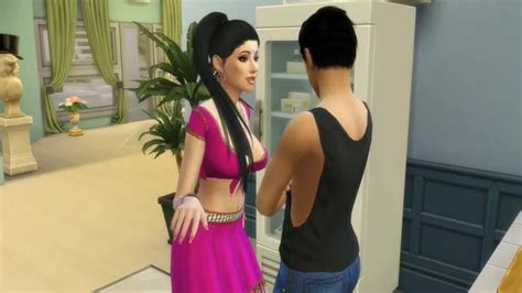 Chief Give Hundred Rupees For Smash Servent