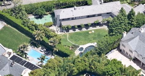 Inside Adeles House Her Massive Beverly Hills Mansion In Las Most Elite Area Mirror Online