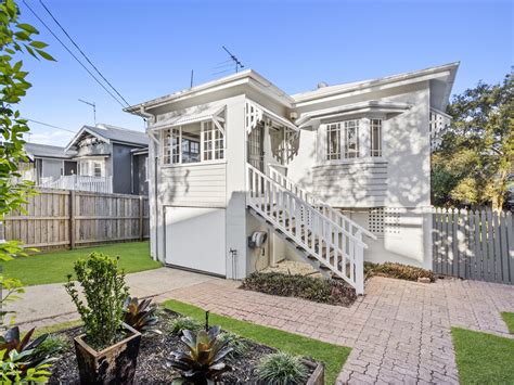 Riding Road Hawthorne Qld Domain