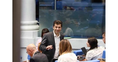 Кирил Петков потвърди че имало заговор за сваляне на Рая Назарян