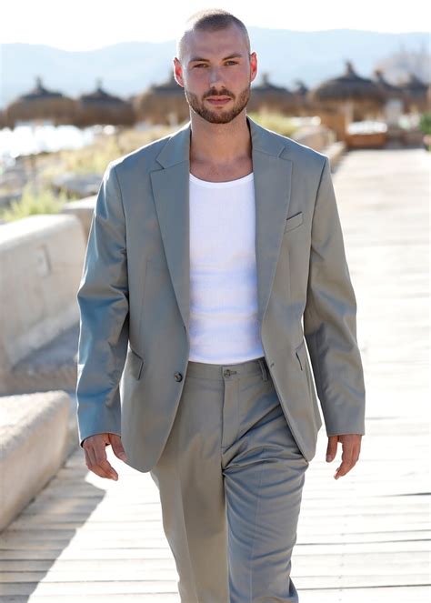 Darius F Amaze Models