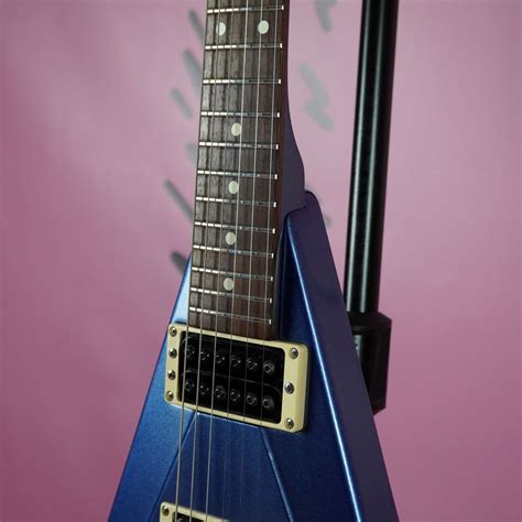 Yamaha Vx 1 Flying V 1985 Blue Metallic Mij Japan Guitarzilla