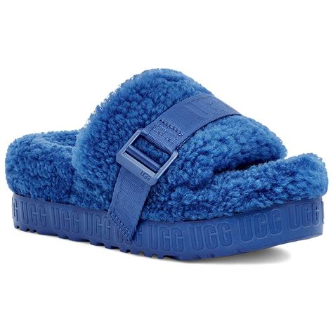 Jennifer Lopez Wore Fuzzy Platform Slides In Los Angeles