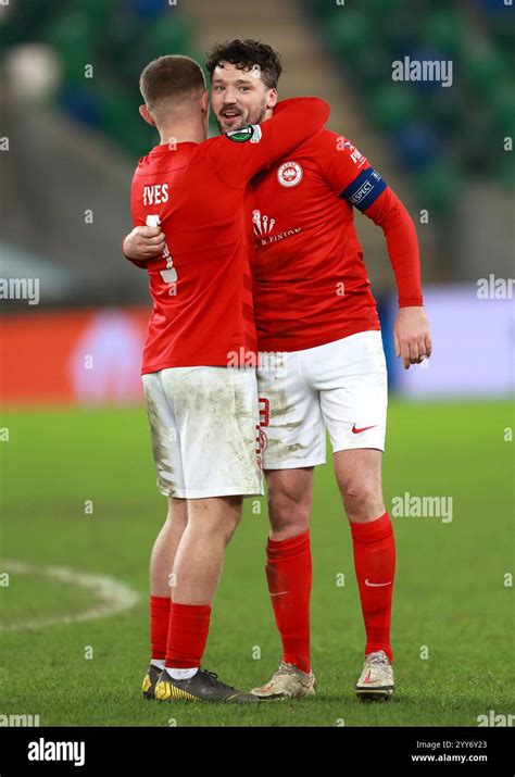 Larnes Tomas Cosgrove Right Celebrates With Levi Ives After The