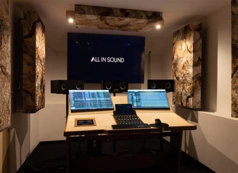Stereo Mixing Vocal Tuning Acoustic And Electronic Instruments High