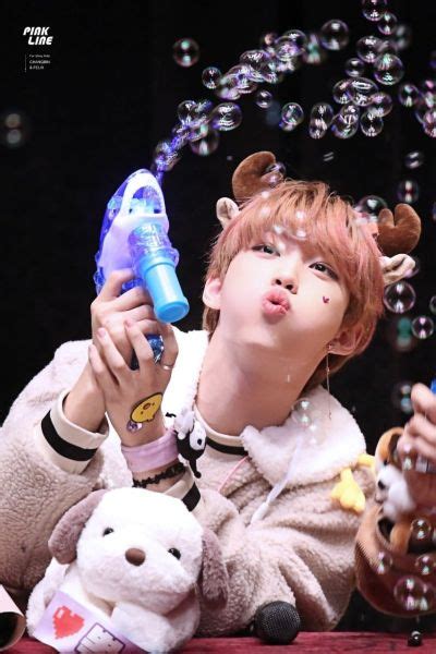 کیوت ترین عکس فلیکس تستچی