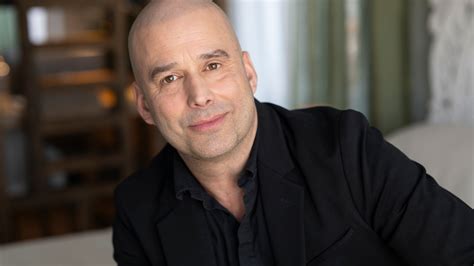 Daniel Corbin Vient Il De Dévoiler Lidentité De Sa Nouvelle Conjointe