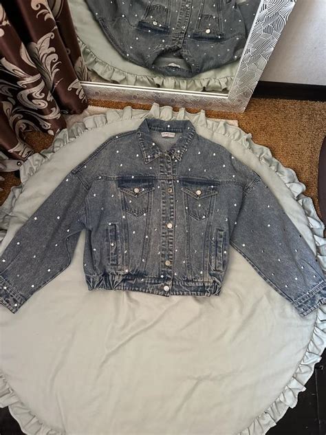 Куртка джинсова — ціна 750 грн у каталозі Куртки Купити жіночі речі за доступною ціною на Шафі