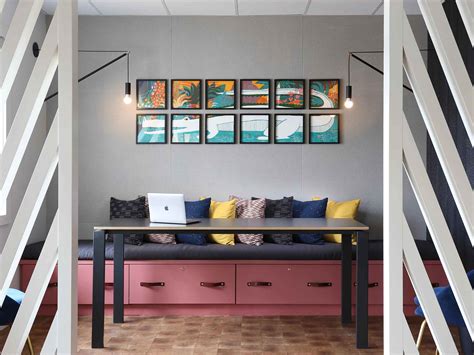 The Rowan Shawcontract