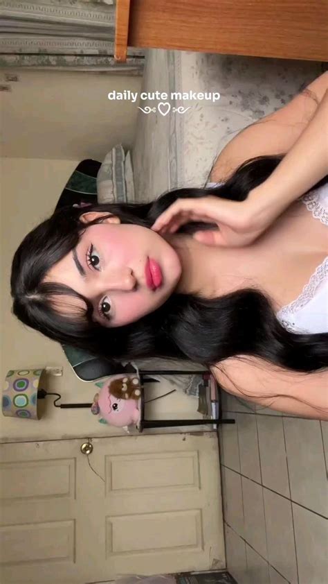 Pin By Its Helen On Pins By You Makeup Makeover Seductive Makeup Makeup Looks Tutorial