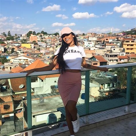 mil curtidas comentários Mc Pocahontas mc pocahontas no Instagram LOVE QUEBRADA