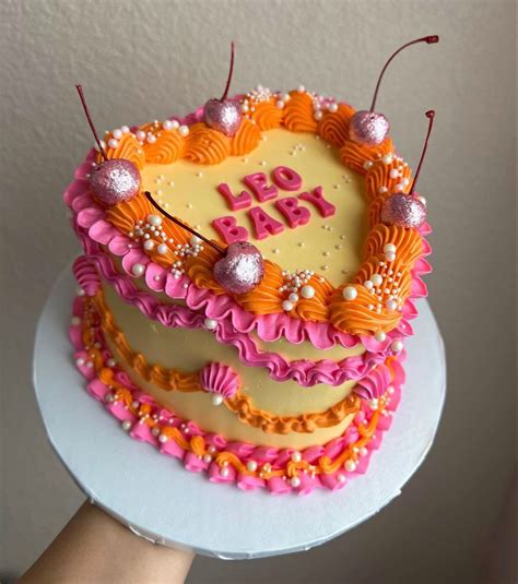 August Birthday Cake Ideas