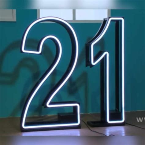 LED Numbers Hire Light It Up Balloons