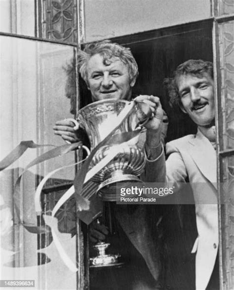 449 Man Utd 1977 Photos And High Res Pictures Getty Images
