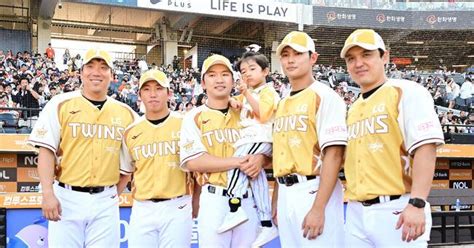 사진 김현수 박명근 박해민 김영우 박동원 미소짓는 Lg 올스타 조선비즈 사진 김현수 박명근 박해민 김영우 박동원 미소짓는 Lg 올스타 조선비즈