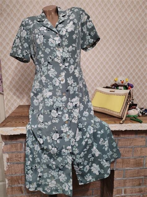 Сукня сорочка — ціна 75 грн у каталозі Сукні міді Купити жіночі речі за доступною ціною на Шафі