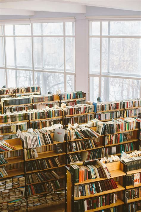 100 Library Aesthetic Wallpapers