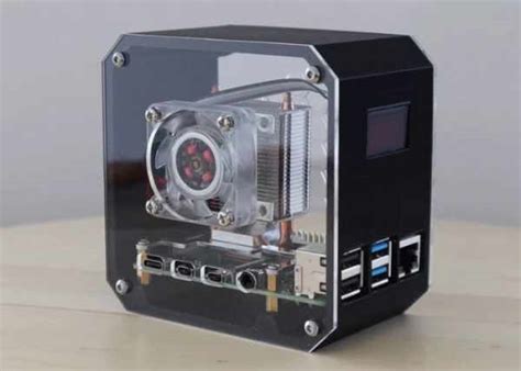 Raspberry Pi 4 Case Complete With OLED Display