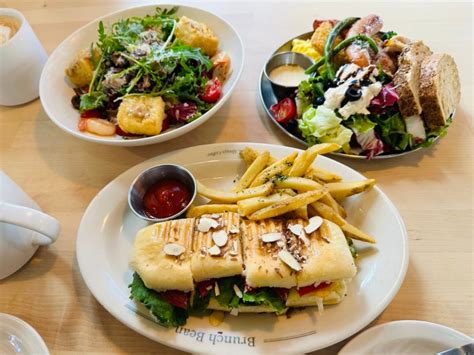 일상 9월 4주 브런치빈에서 지인과의 만남 집에서 탁구 즐기기 네이버 블로그